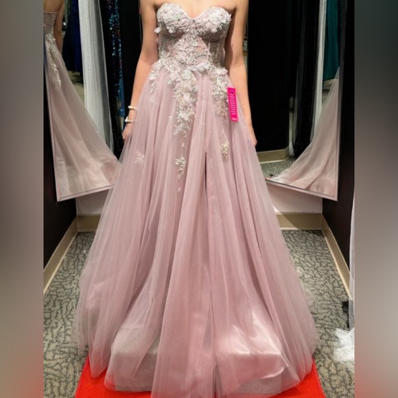 Gianni Bini | Dresses | Gianni Bini Promformal Gown | Poshmark